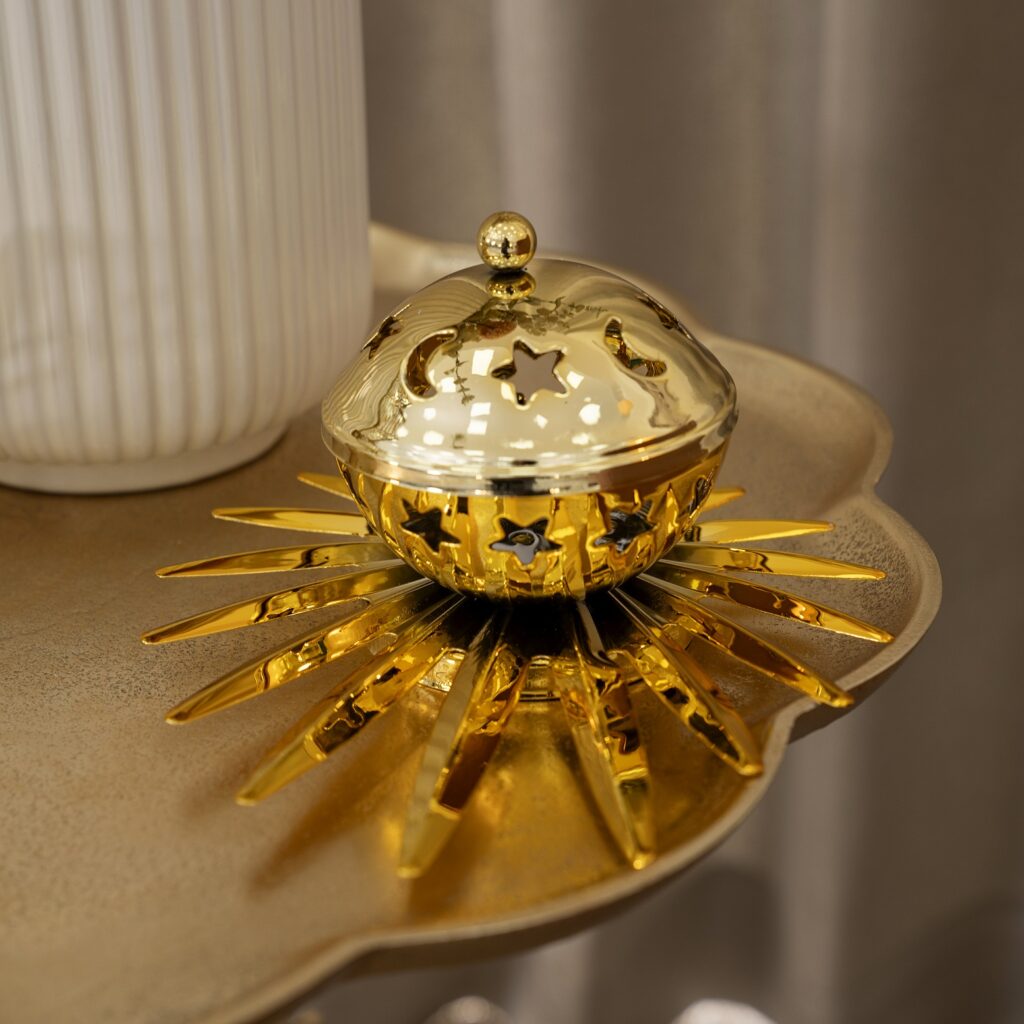 Home Decor Accessories Online UAE - Royal Furniture