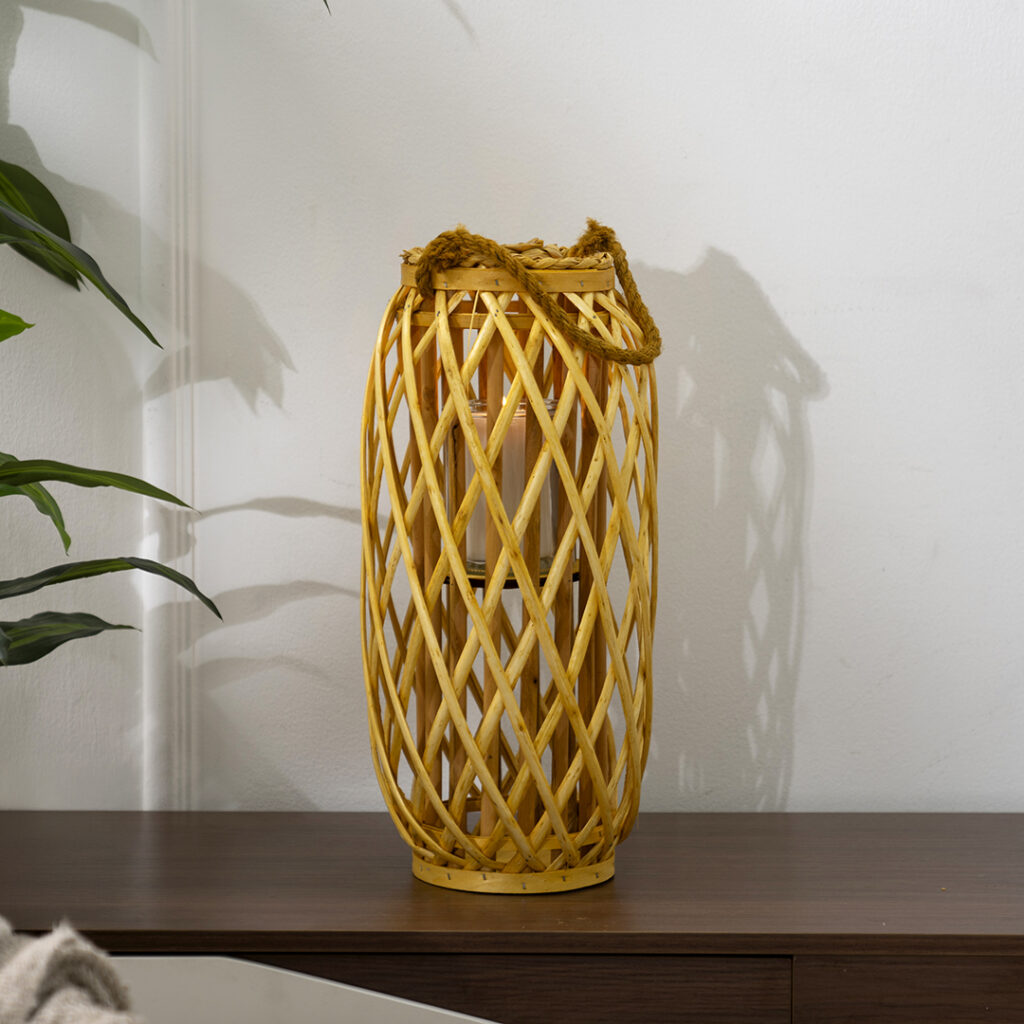 Lorenz Willow Lantern With Glass Votive 16x25x46cm – Royal Furniture
