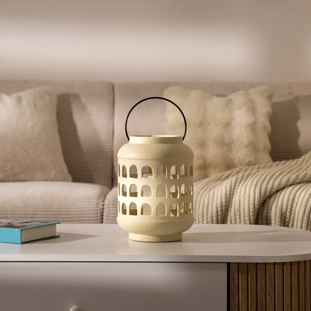 Quinn Ceramic Lantern Beige 19.5*19.5*25.5 Cm – Royal Furniture