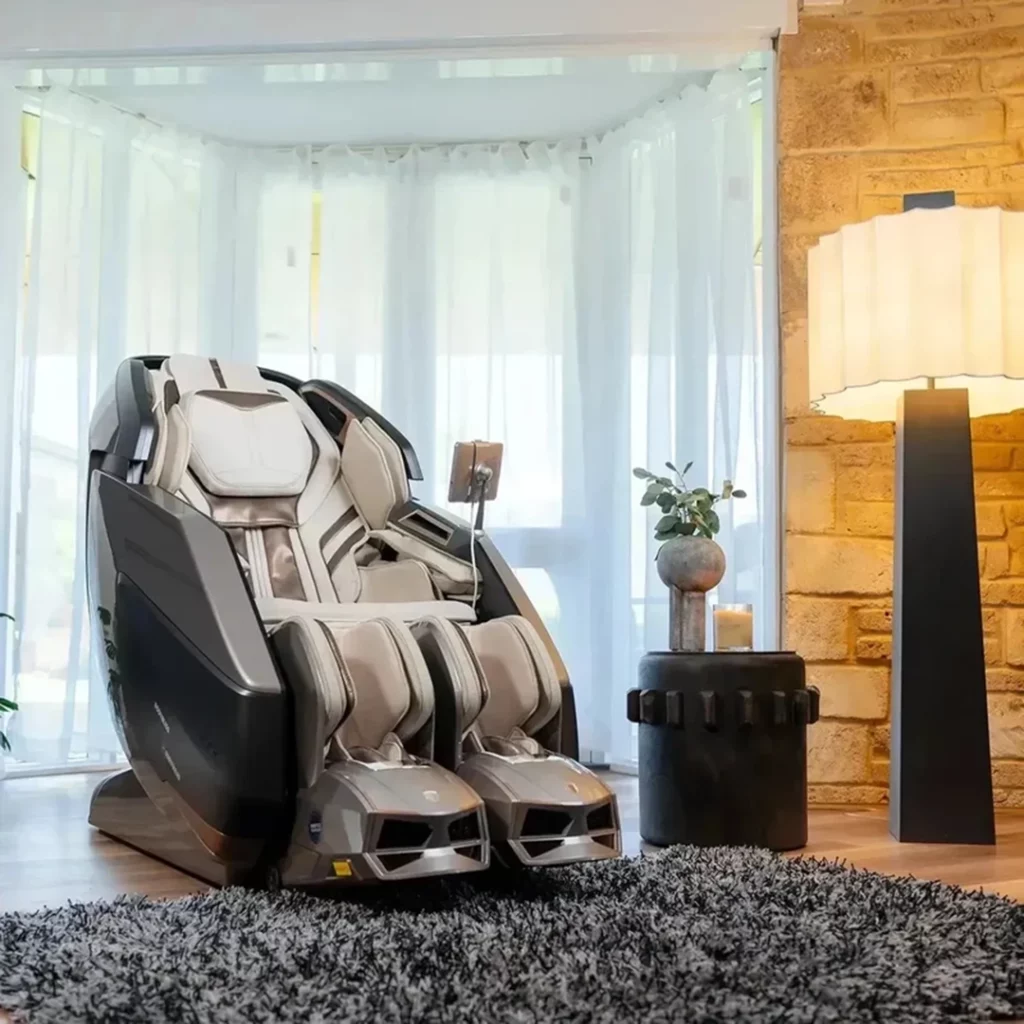 Rotai AI Robotic Massage Chair -Glacier Silver – Royal Furniture